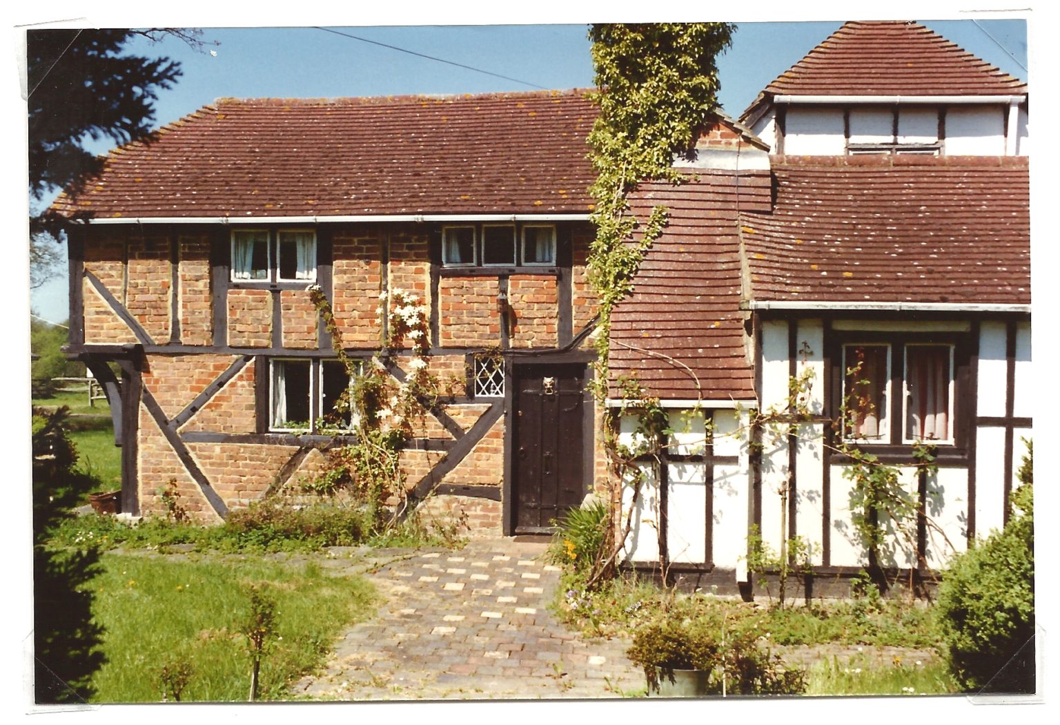 Broad Lane - Newdigate Local History Society